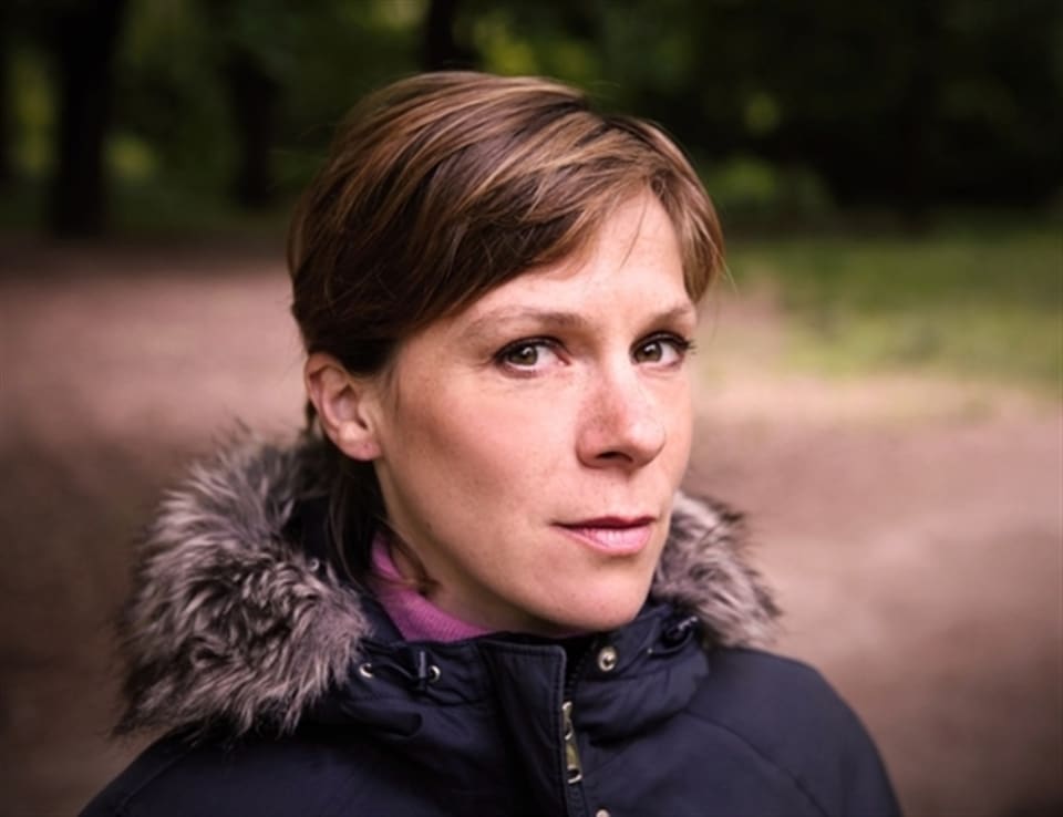 Esther Van den Driessche - Sceneweb