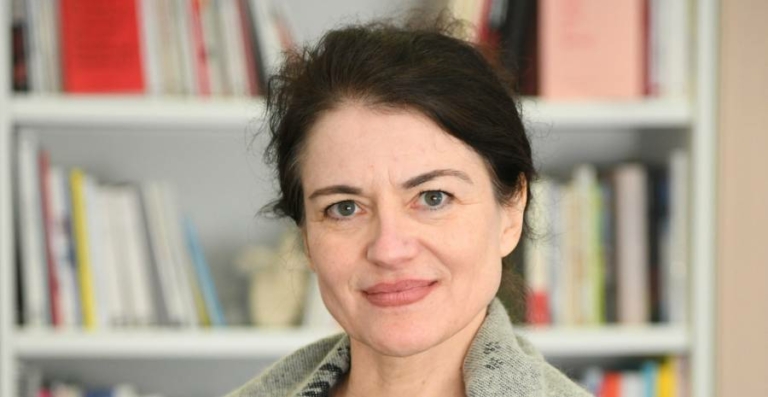 Nathalie Perrin-Gilbert démise de ses fonctions d’adjointe à la culture ...